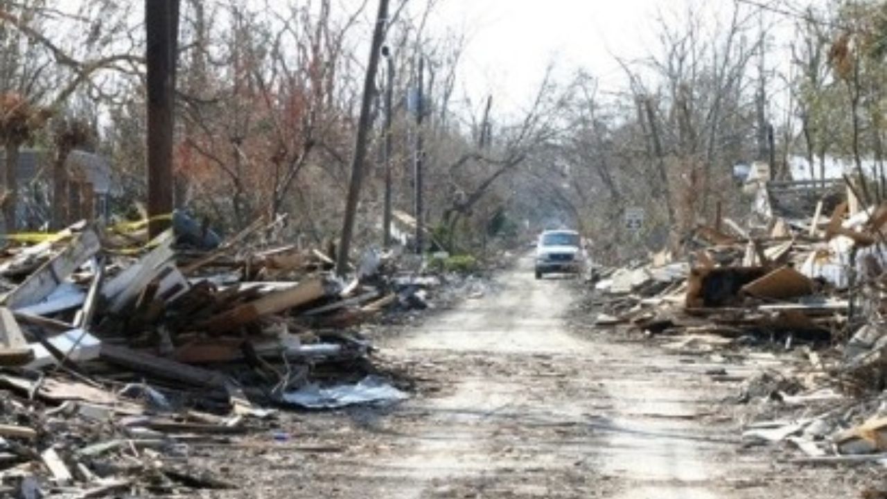 7 ways people of faith can help Hurricane Helene relief - FaithCounts