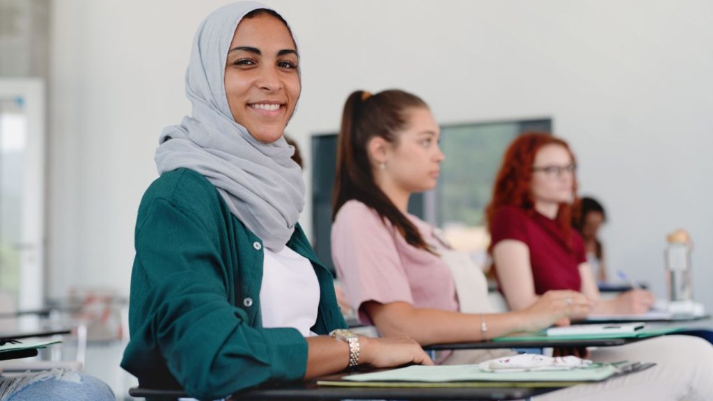 Designing a multifaith activity for your campus - FaithCounts